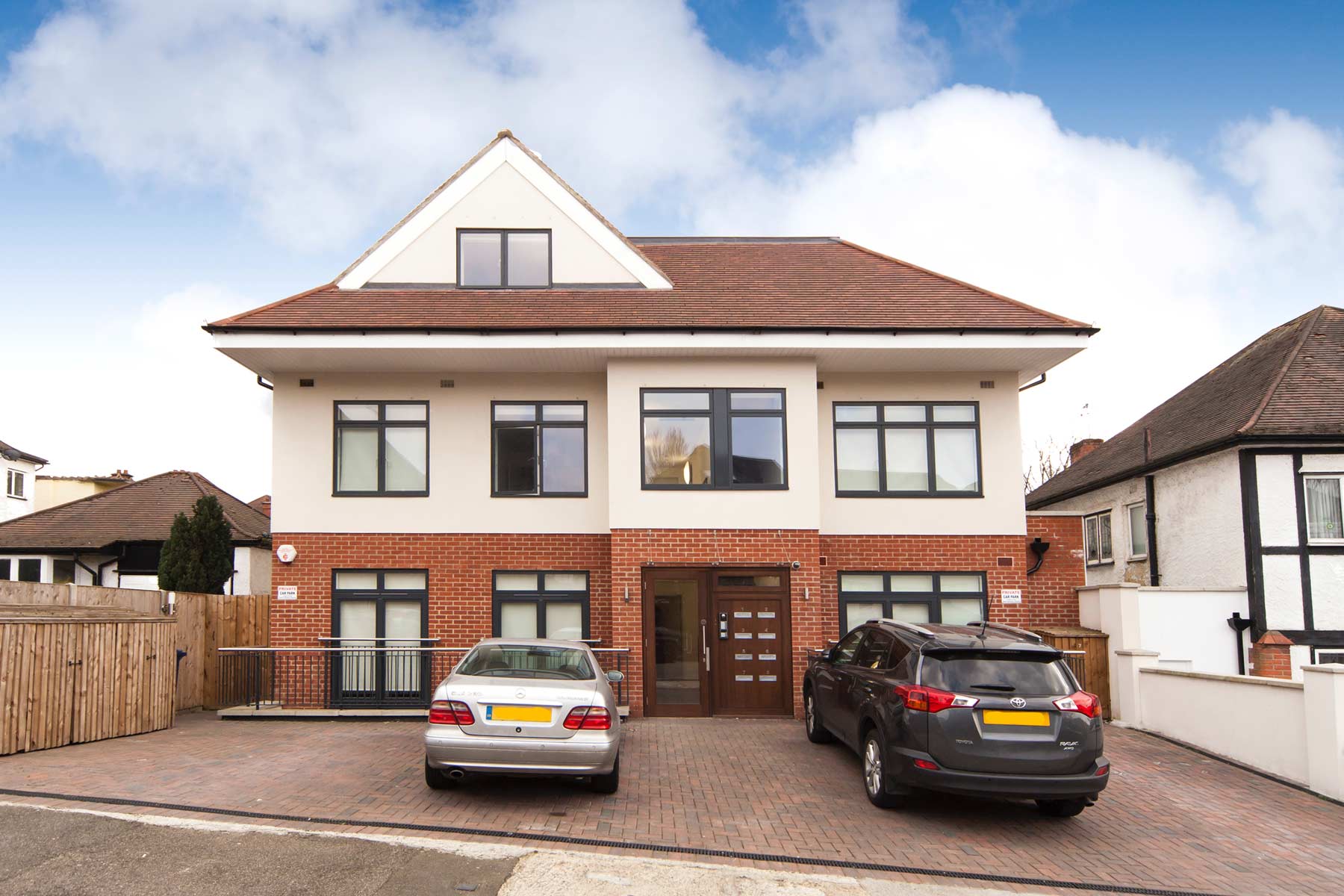 London House Exchange | Listing - Graham Road, London, NW4